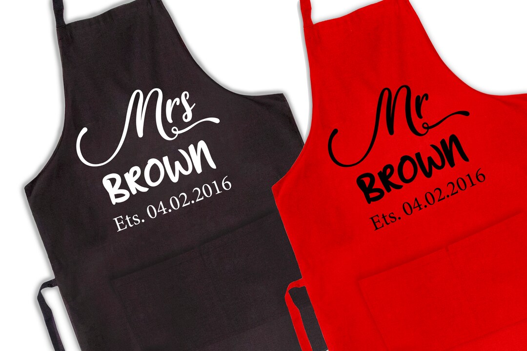 Personalized Mr and Mrs Apron Gift for Couple, Custom Christmas Apron ...