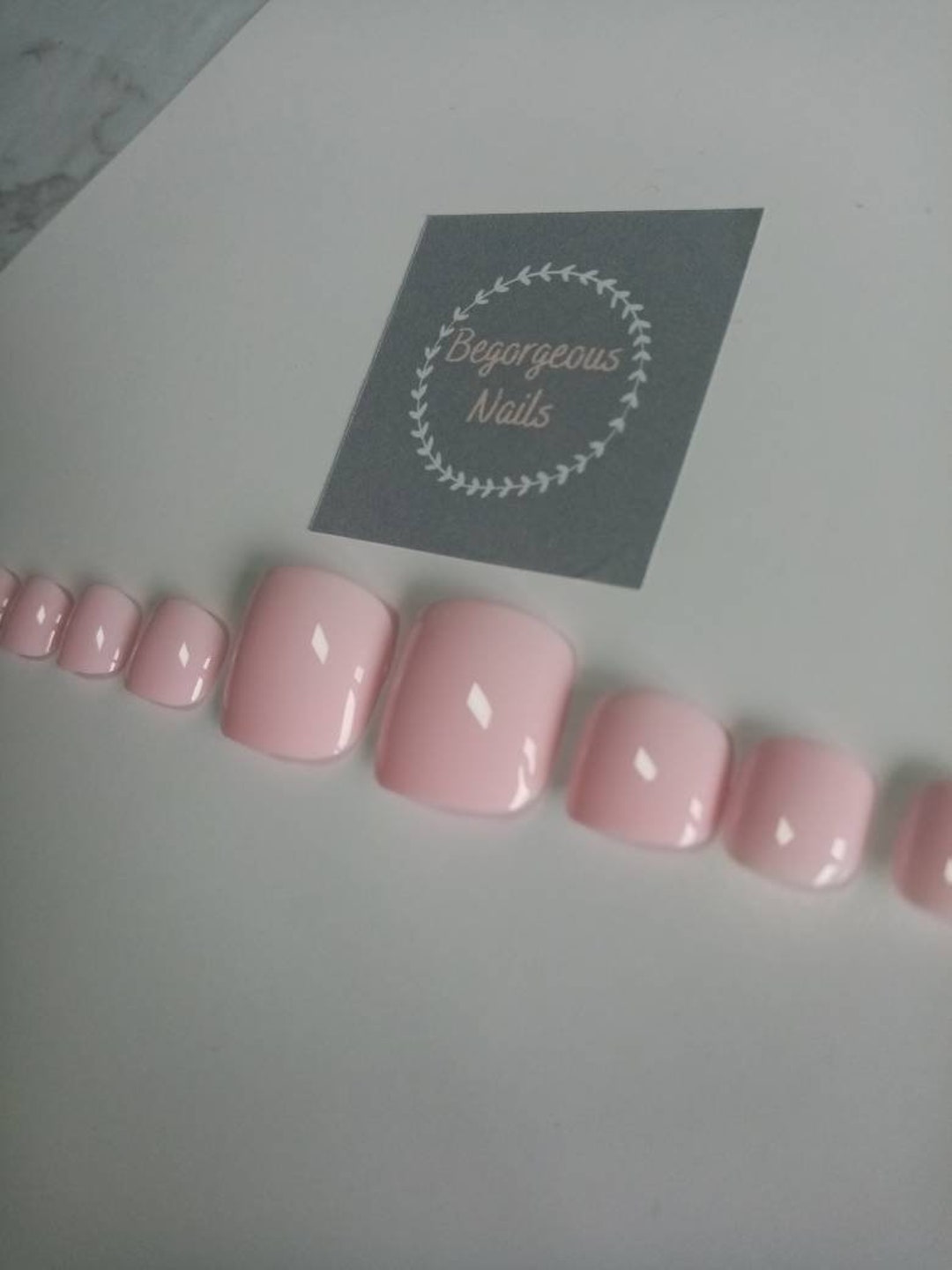 20 Piece Baby Pink Press on Toenail Set / False Gel Toenail Set ...