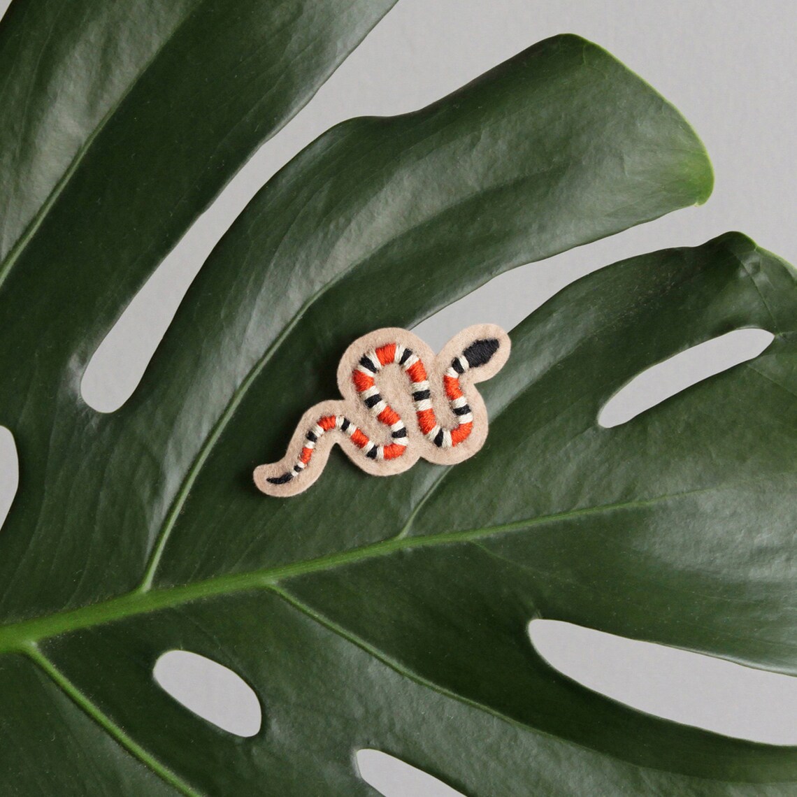 Coral Snake Embroidery Brooch, Snake Pin, Hand Embroidered Pin, Red ...