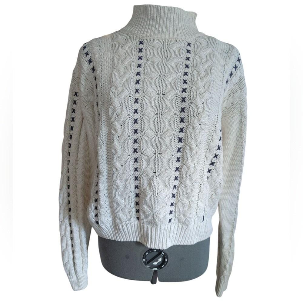 Vintage 80's Forenza Women's White Blue Chunky Cable Knit Sweater ...