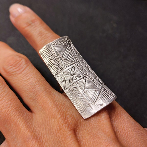 Shield Ring - Etsy