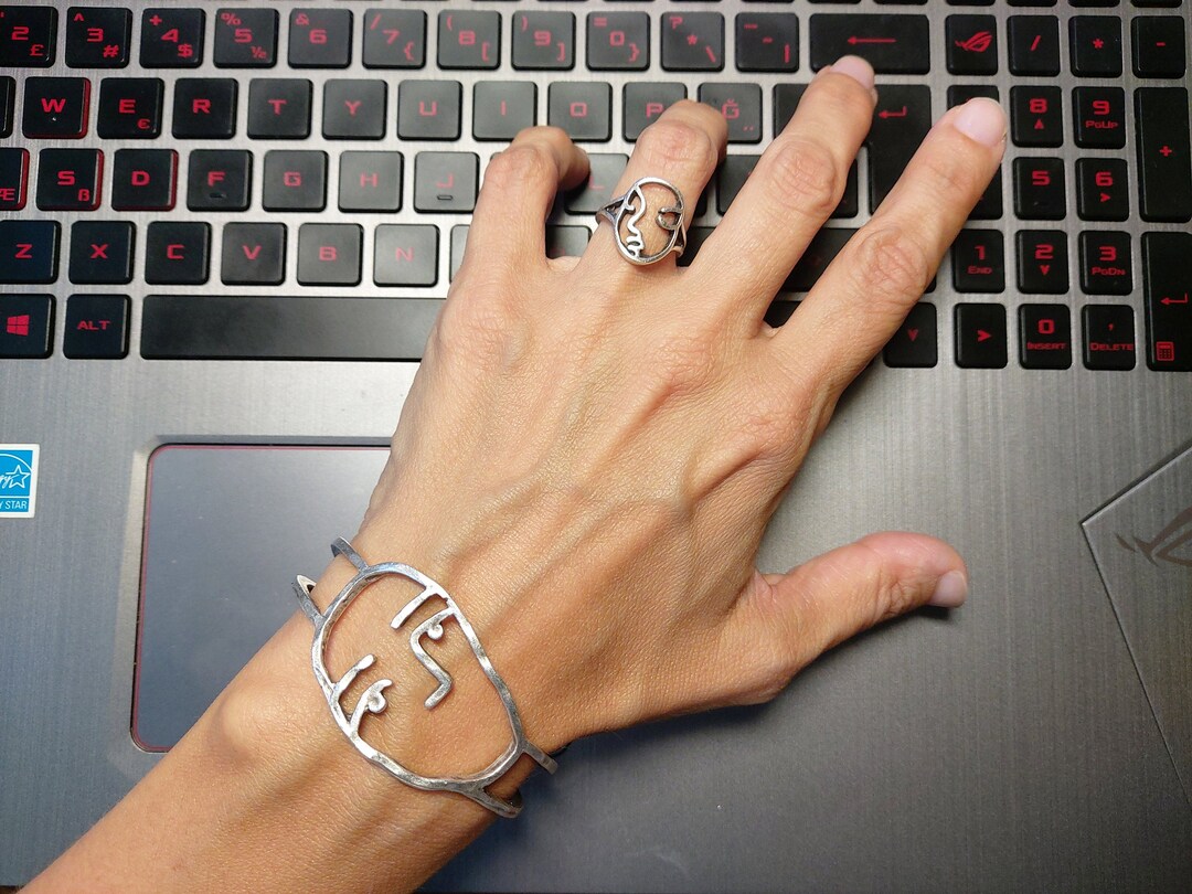 25-silver Abstract FACE Cuff Bracelet, Modern Trendy Bangle - Etsy