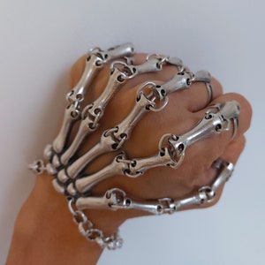 37- Gothic Skeleton All Bone Hand Ring Bracelet - Etsy UK