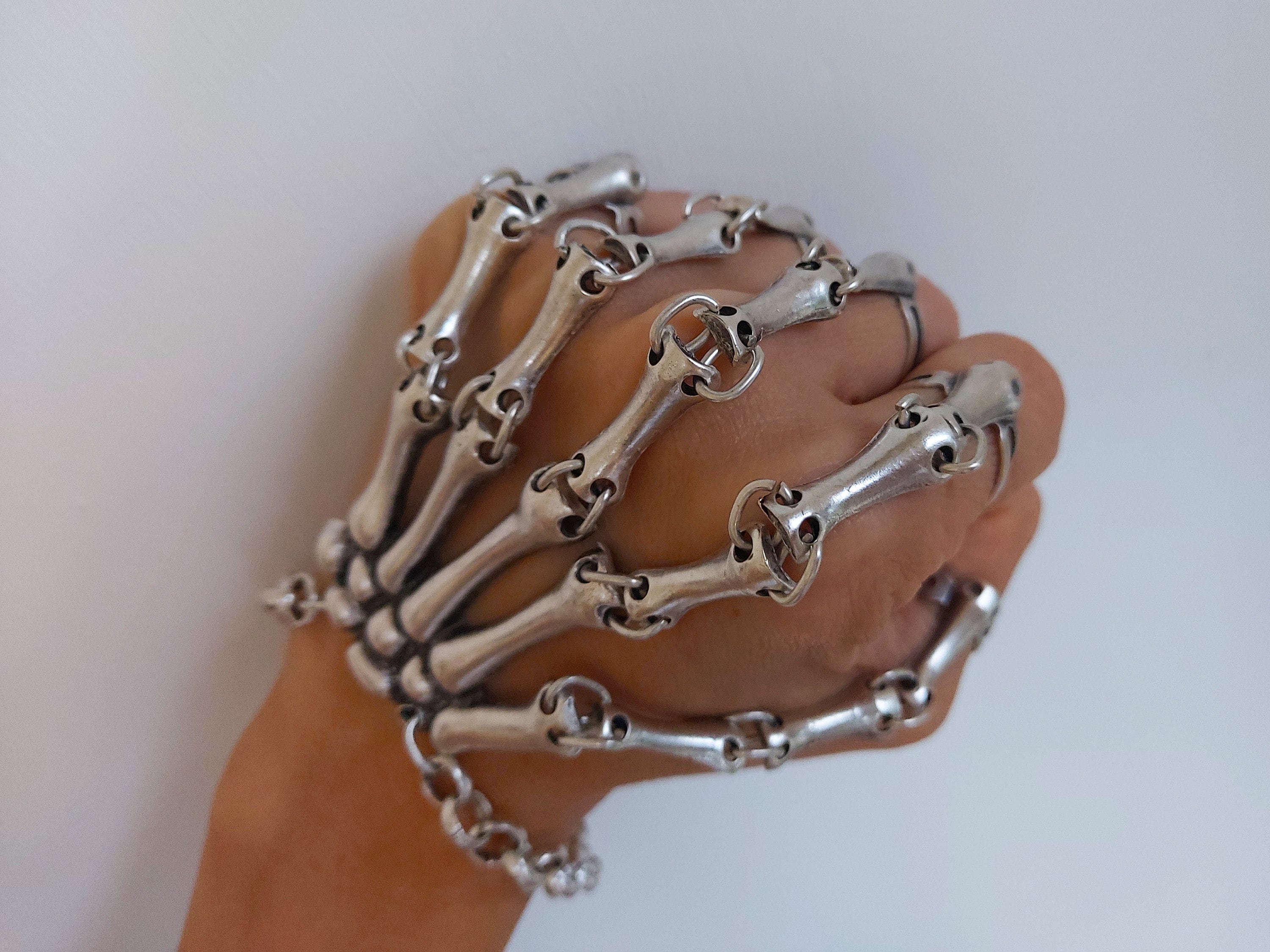 37 Gothic Skeleton All Bone Hand Ring Bracelet - Etsy UK