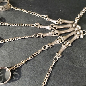 31- Gothic Skeleton Hand Ring Chain Bracelet - Etsy