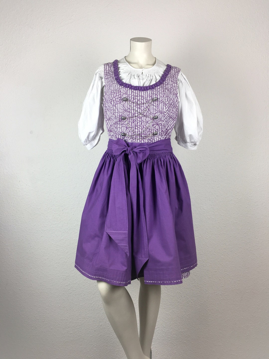 Dirndl Vintage M Mini Knee-length Purple White Patterned With Matching ...