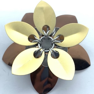 Multiple Sizes Scale Flower Chainmaille TUTORIAL - Etsy