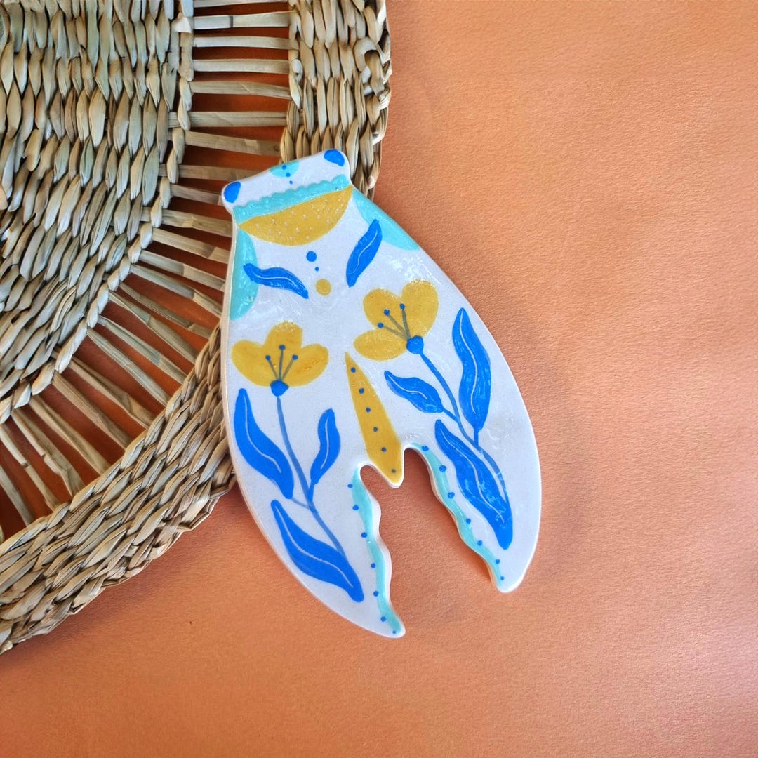 Cigale porte-bonheur Fannie en céramique, pièce unique, motif florale ...