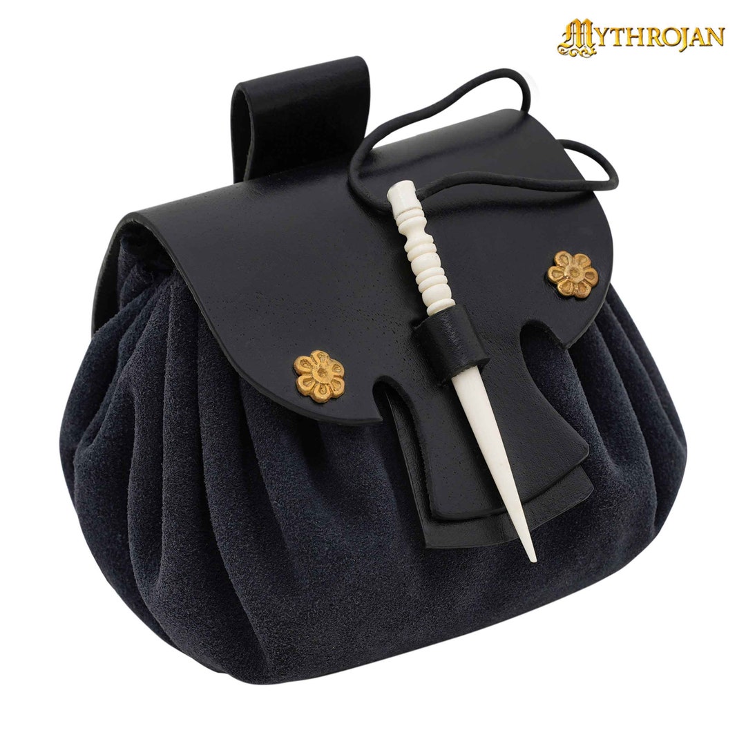 Medieval Renaissance Leather Belt Pouch With Bone Needle Closure ...