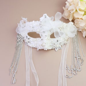 Masquerade Masks, Venetian Masks, Lace Masks for Adult Dancing Flowers ...