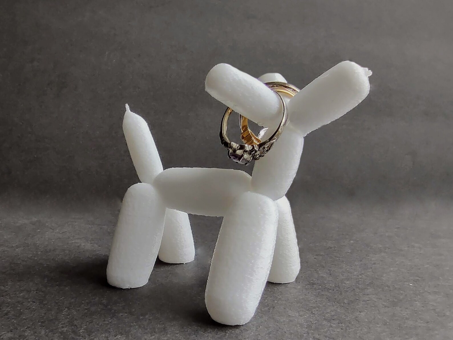 Balloon Animal Dog Ring Holder Unique Ring Stand for Ring - Etsy
