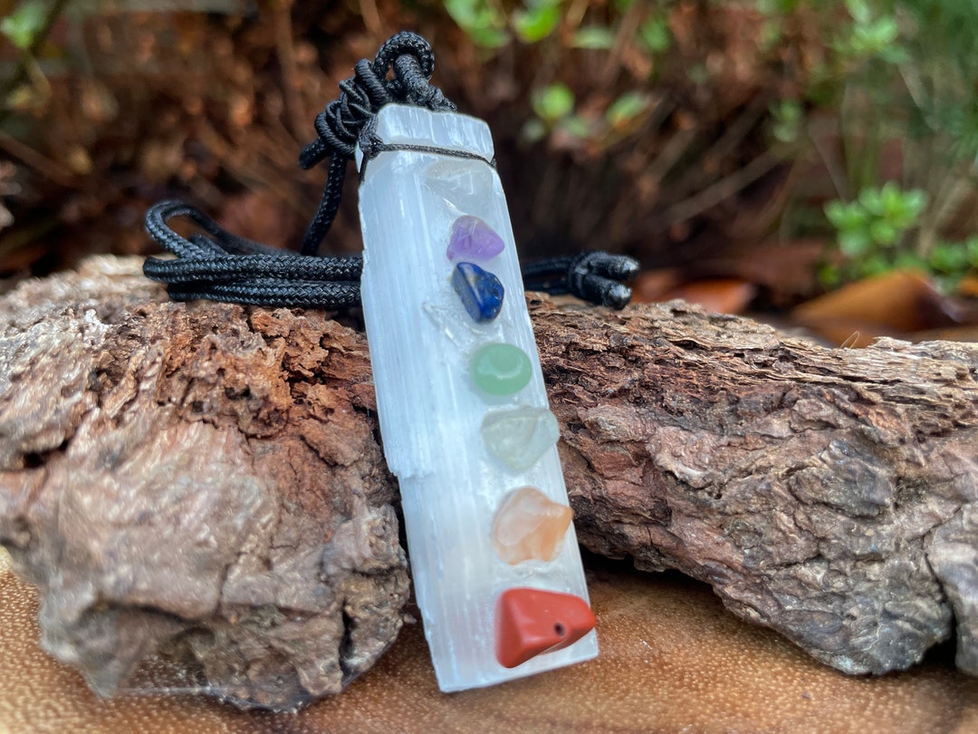 Selenite Seven Chakra Pendant Necklace: Reiki Healing Amulet - Etsy