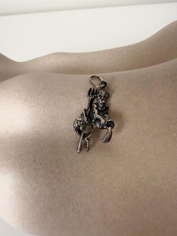 Vintage Silver Poseidon Neptune Trident Pendant - Gem