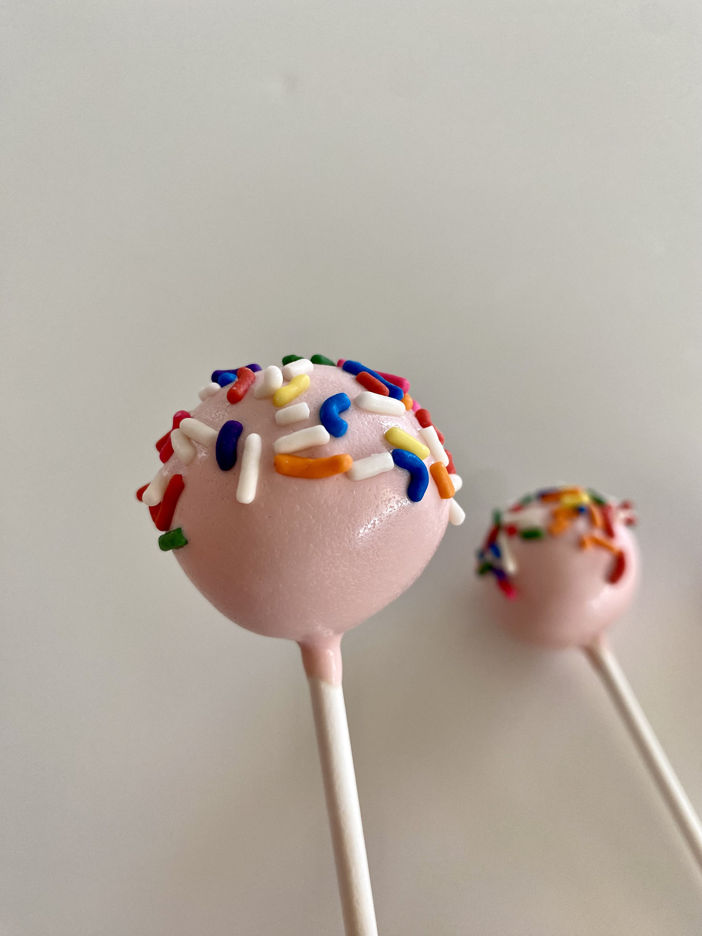 Pink Cake Pops : Party Favors (dozen) - Etsy