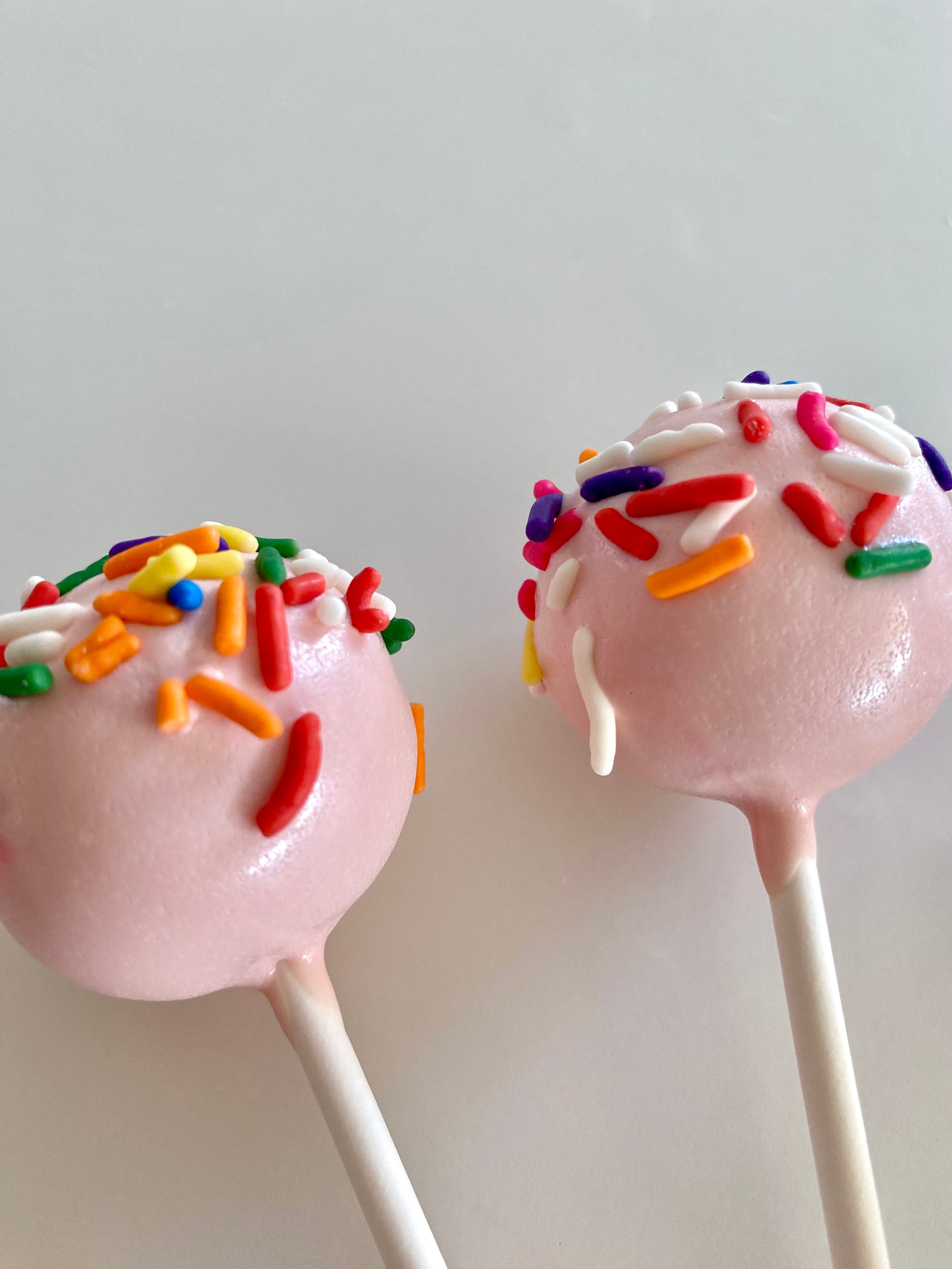 Pink Cake Pops : Party Favors (dozen) - Etsy