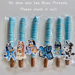 Bluey Cake Pops: Dozen - Etsy
