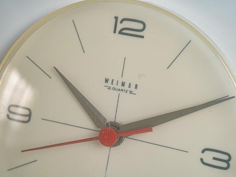 Weimar Vintage Wall Clock Made in Germany in the 1970s - Etsy