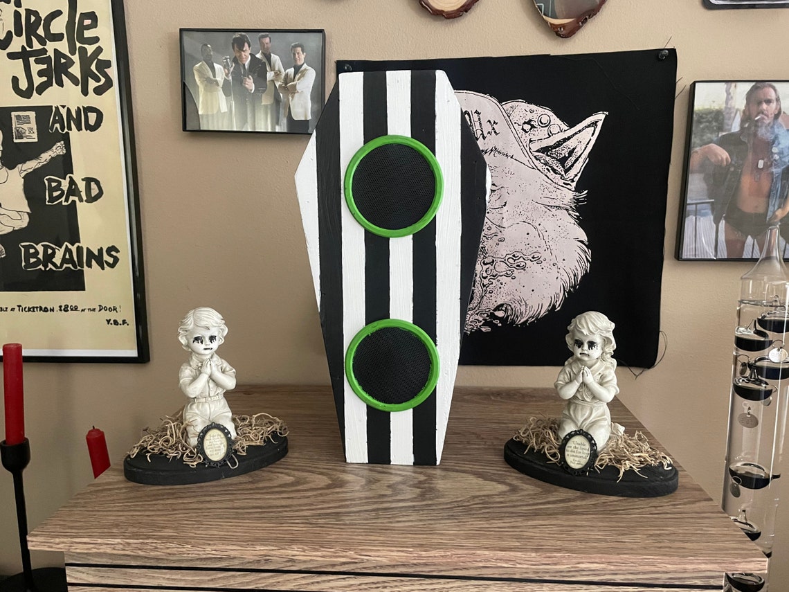 Bluetooth Gothic Coffin Speaker - Etsy