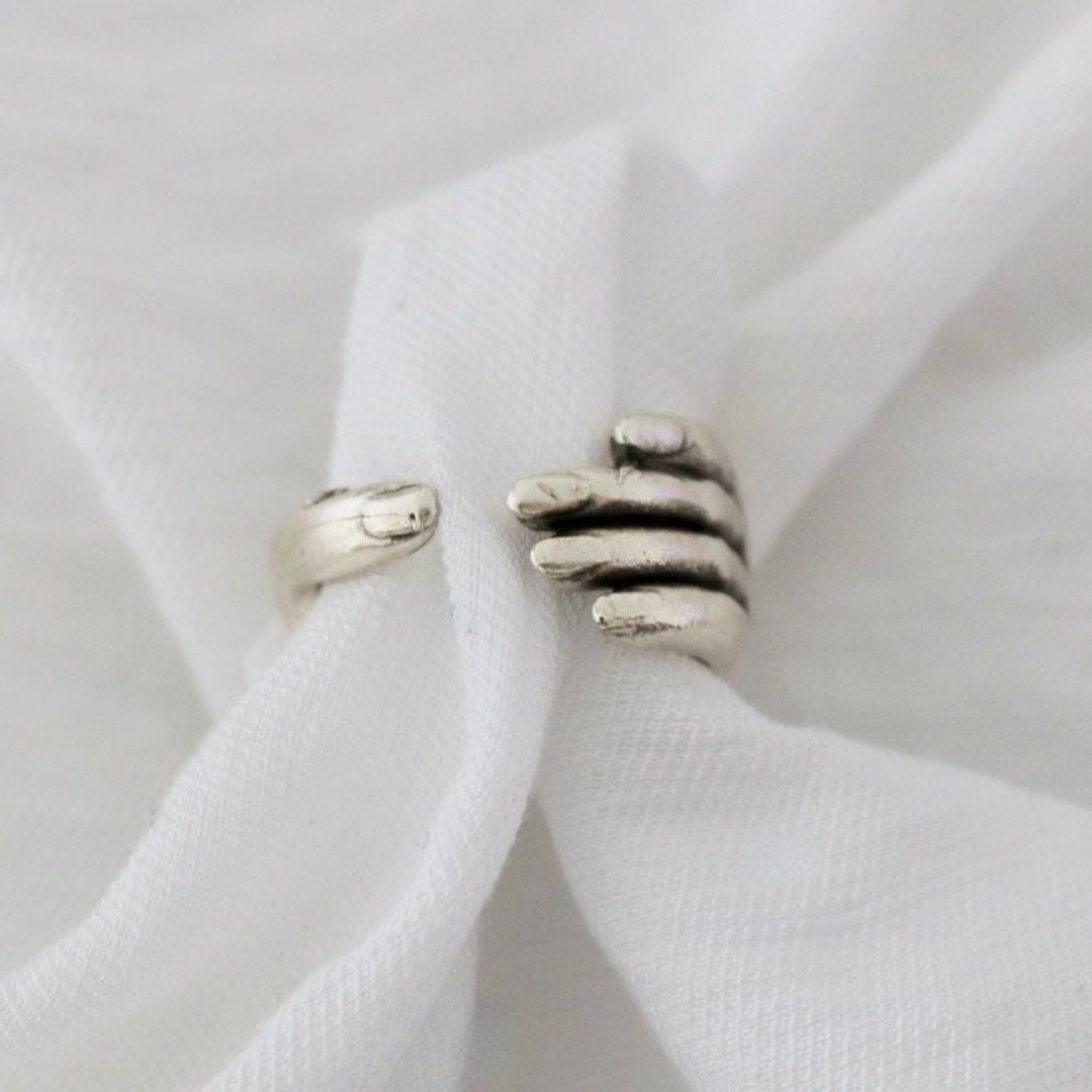 Anatomical Gripping Hand Skeleton Ring, Silver Finger Ring, Cool Wrap ...