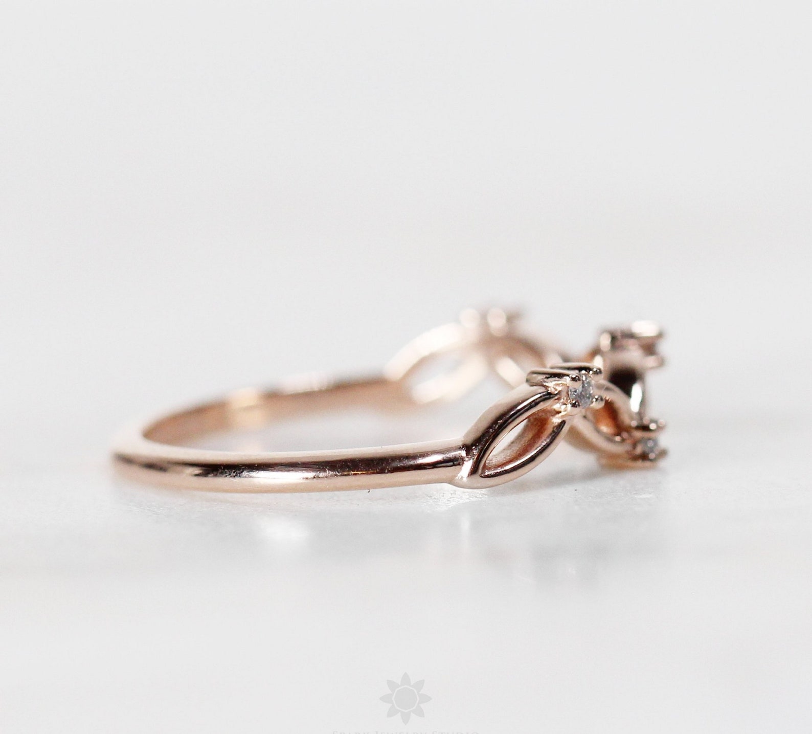 Vintage Unique Rose Gold Wedding Band - Etsy