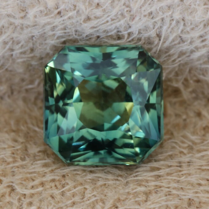 Australian Parti Sapphire 1.59 CT Loose Sapphire Green | Etsy