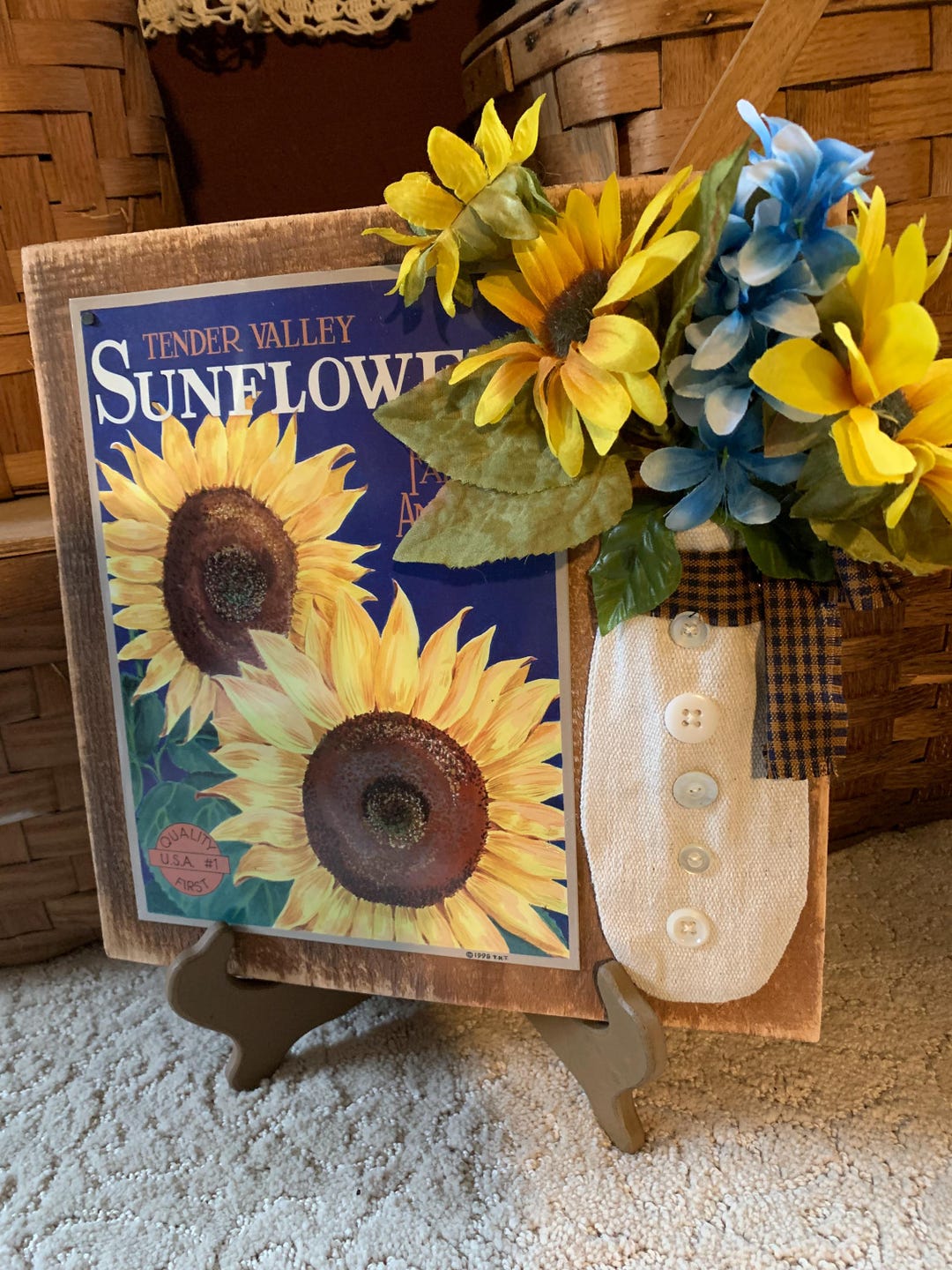 HB-267 Rustic Metal Sunflower Sign on Barn Wood With Pouch of Colorful ...