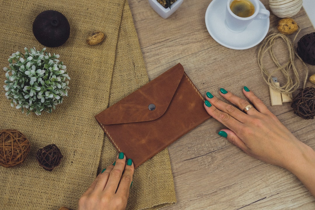 Personalized Leather Photo Envelope – 4x6 in (10x15 Cm) Custom Engraved ...
