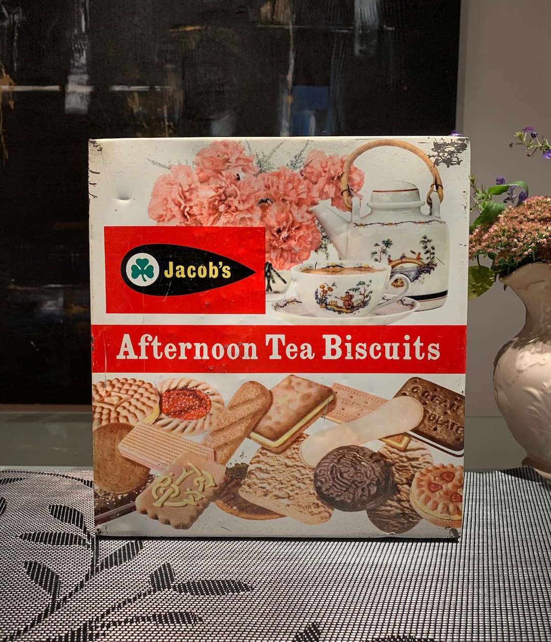 Vintage Irish Tea Biscuit Tin Bin. - Etsy