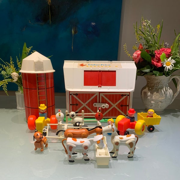 Little People Barn - Etsy