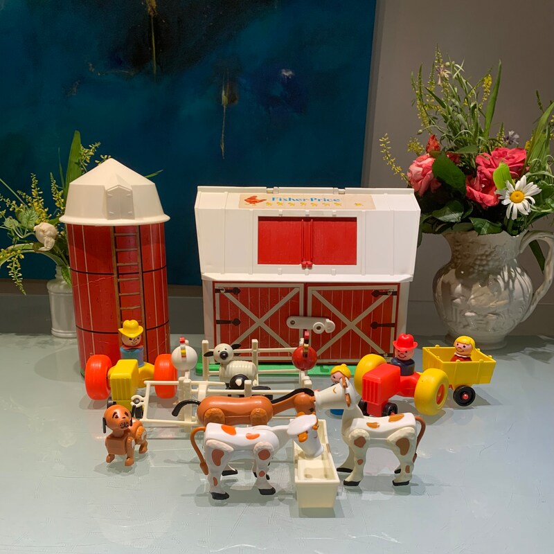 Little People Barn - Etsy