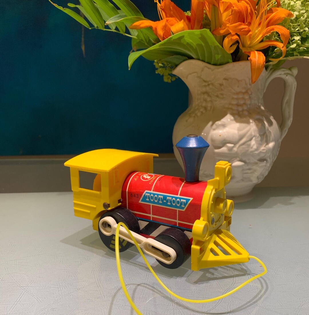 Vintage Fisher Price Toot Toot Train Pull Toy. Please Read the ...
