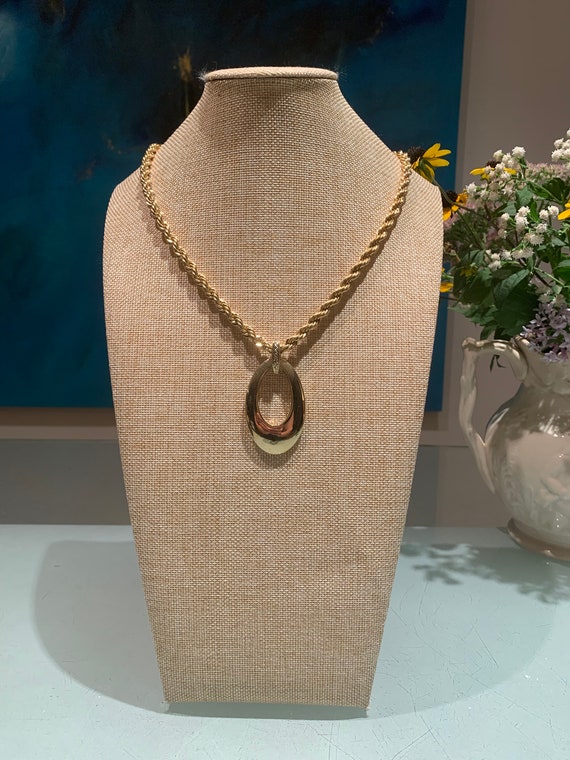 Vintage Mcm Gold Tone Gem