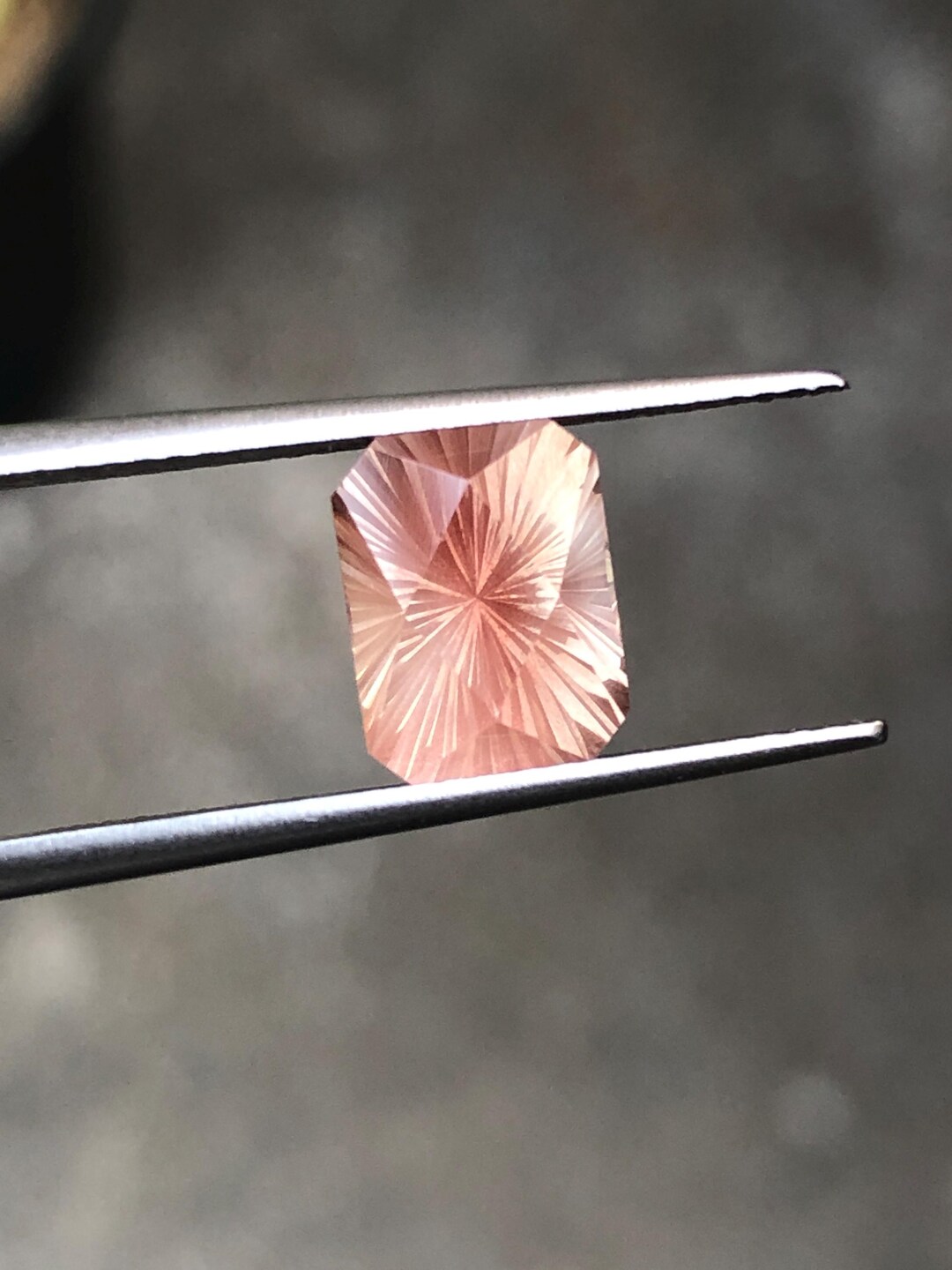 Natural Oregon Sunstone 2.45ct | 9mm 𝗦𝘂𝗻𝗯𝘂𝗿𝘀𝘁 𝗖𝘂𝘁 Octagon | Rare ...