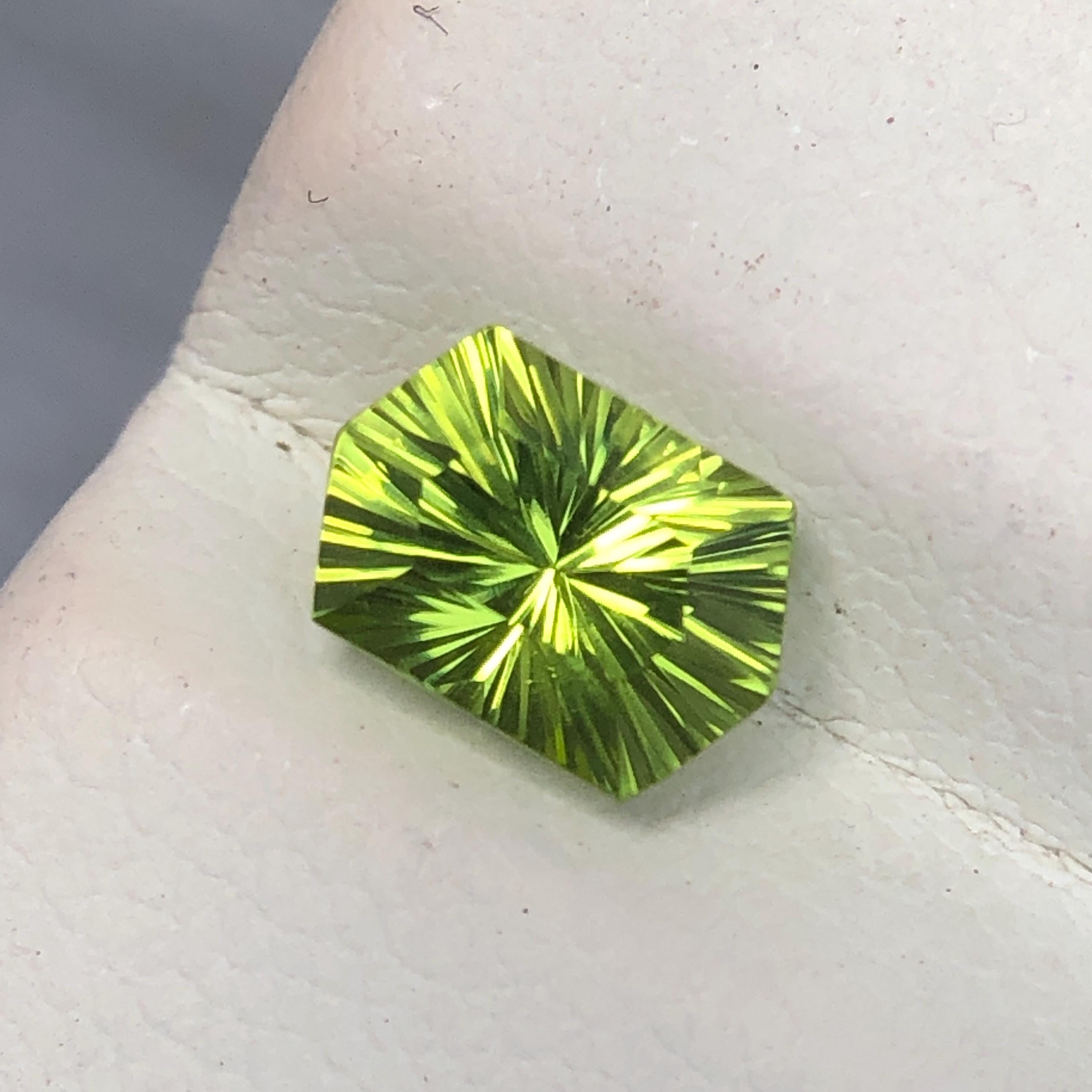Green Peridot Sunburst Cut Long Hexagon 7mm 1 Carat Natural August ...