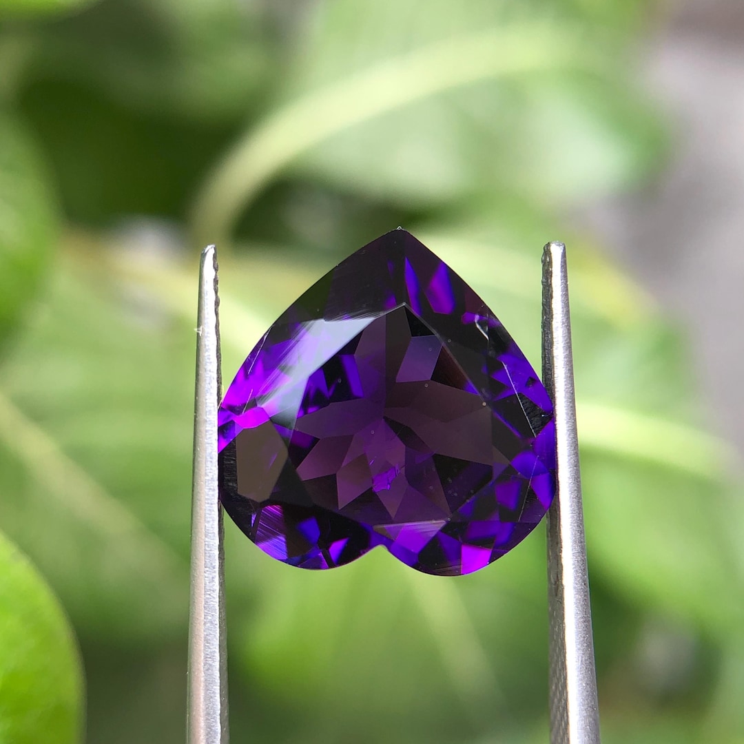 African Amethyst Heart Shape Gemstone: Deep Purple, 5.50 Carat - Etsy