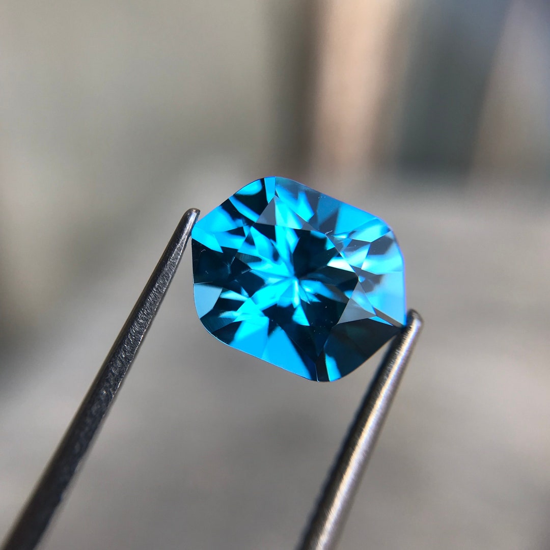 Swiss Blue Topaz Gemstone: 4.40 Carat Precision Cut, Fancy Shape - Etsy