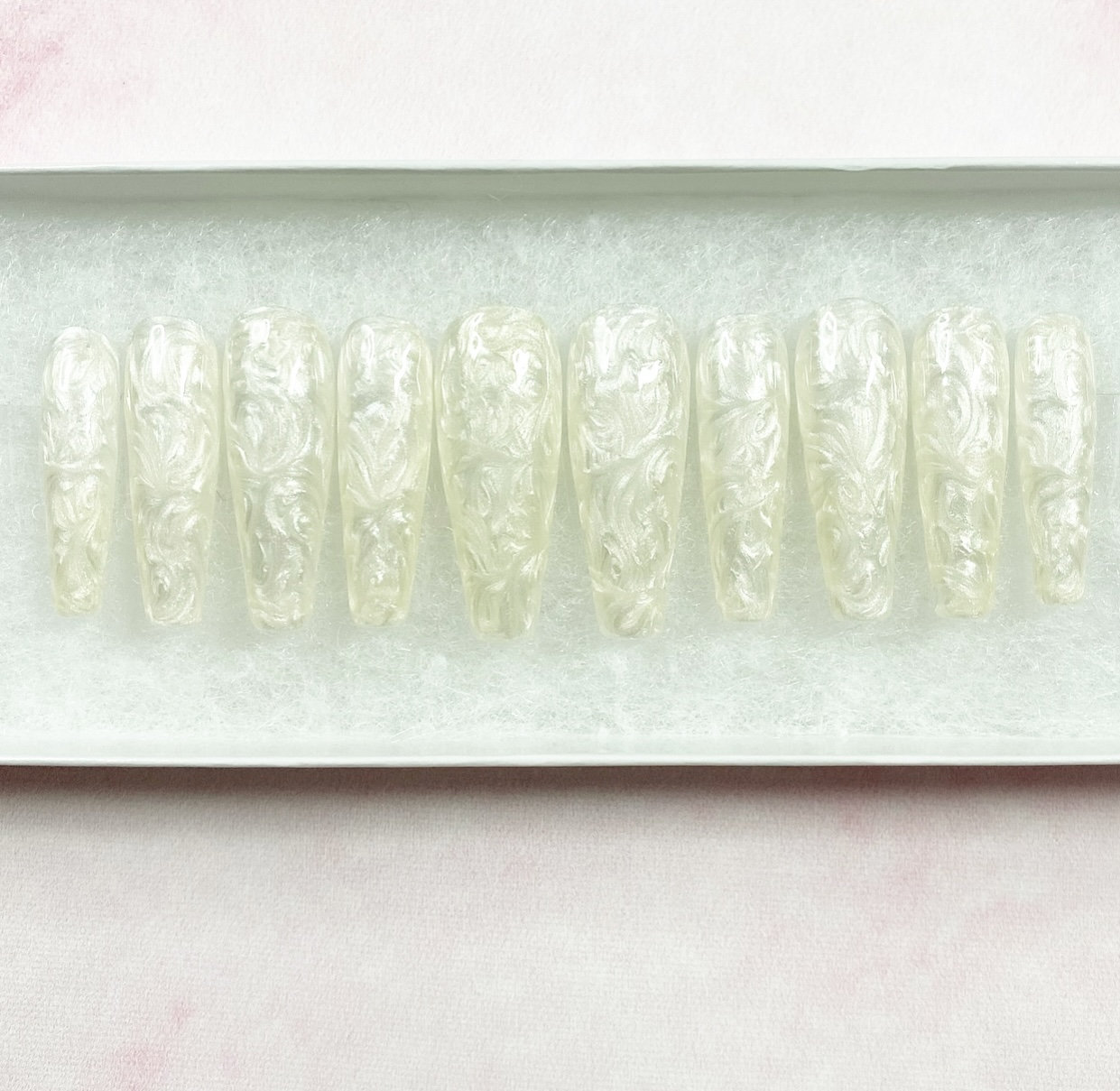 Shell Thread Press on Nails | Wedding Nails | Thread Shell Nails ...