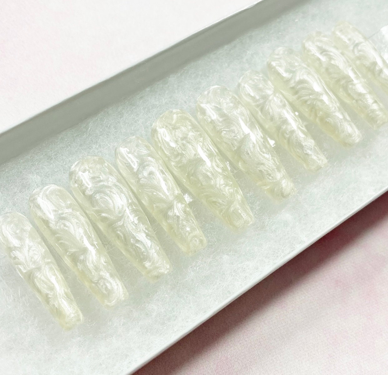 Shell Thread Press on Nails | Wedding Nails | Thread Shell Nails ...