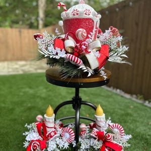 Christmas Peppermint Mug Candle Centerpiece. Christmas Peppermint Table ...