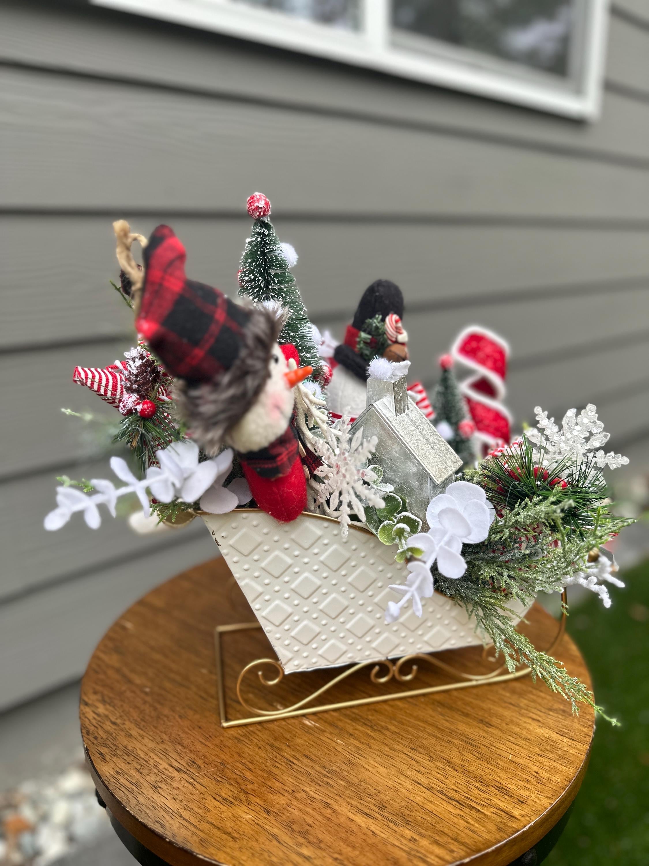 Sleigh Snowman Table Centerpiece Arrangement. Winter Snowman Table ...