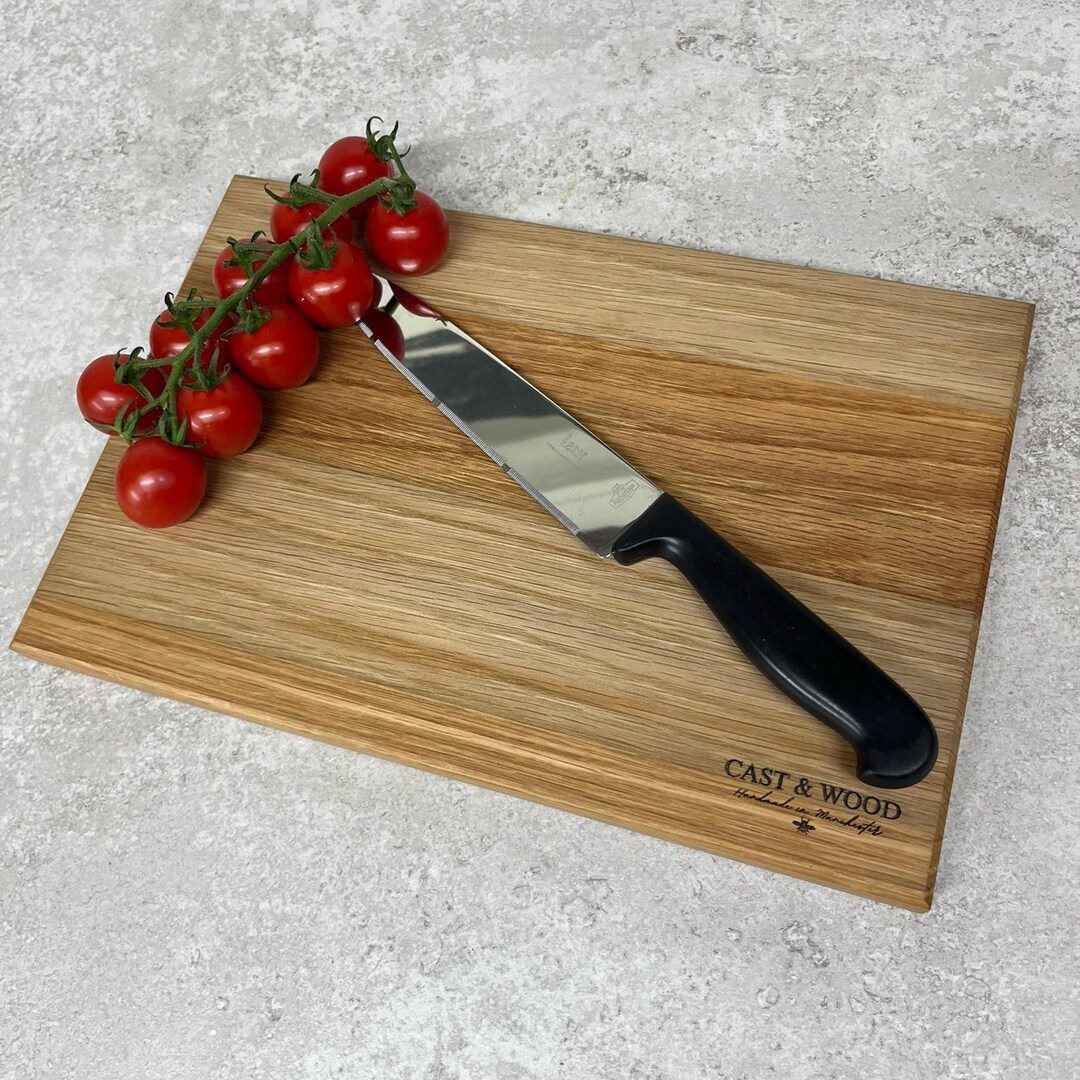 Medium Solid Oak Chopping Board - Cutting Bread Board - Kitchen Gifts - Handmade in UK ...