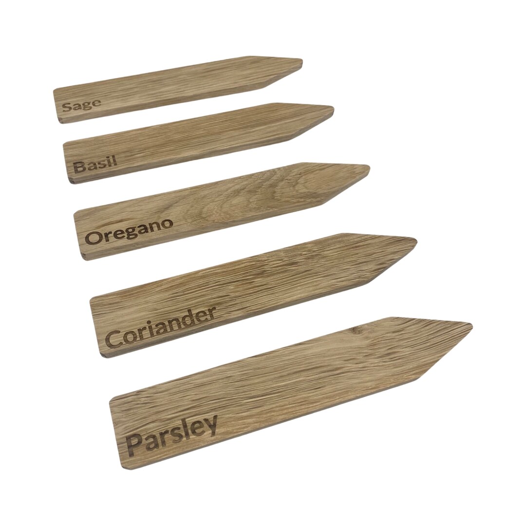 Personalised Minimalist Oak Hardwood Plant Markers - Set of 5 | Garden ...