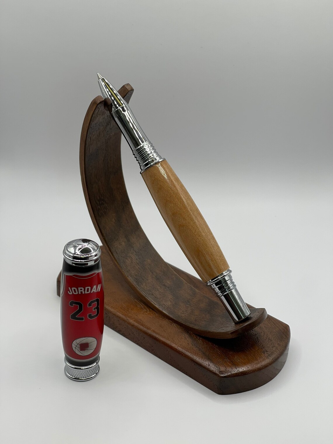 Michael Jordan Pen with Game Used Jersey and Chicago Bulls | Etsy