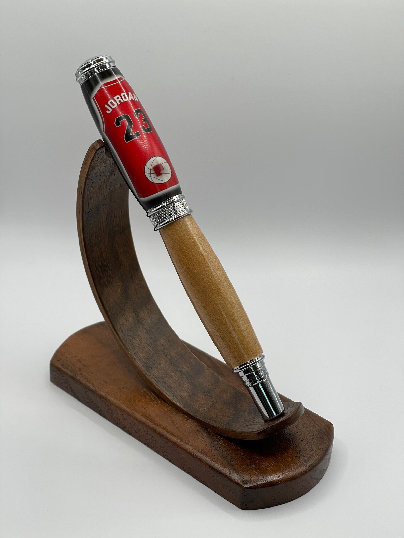 Michael Jordan Pen with Game Used Jersey and Chicago Bulls | Etsy