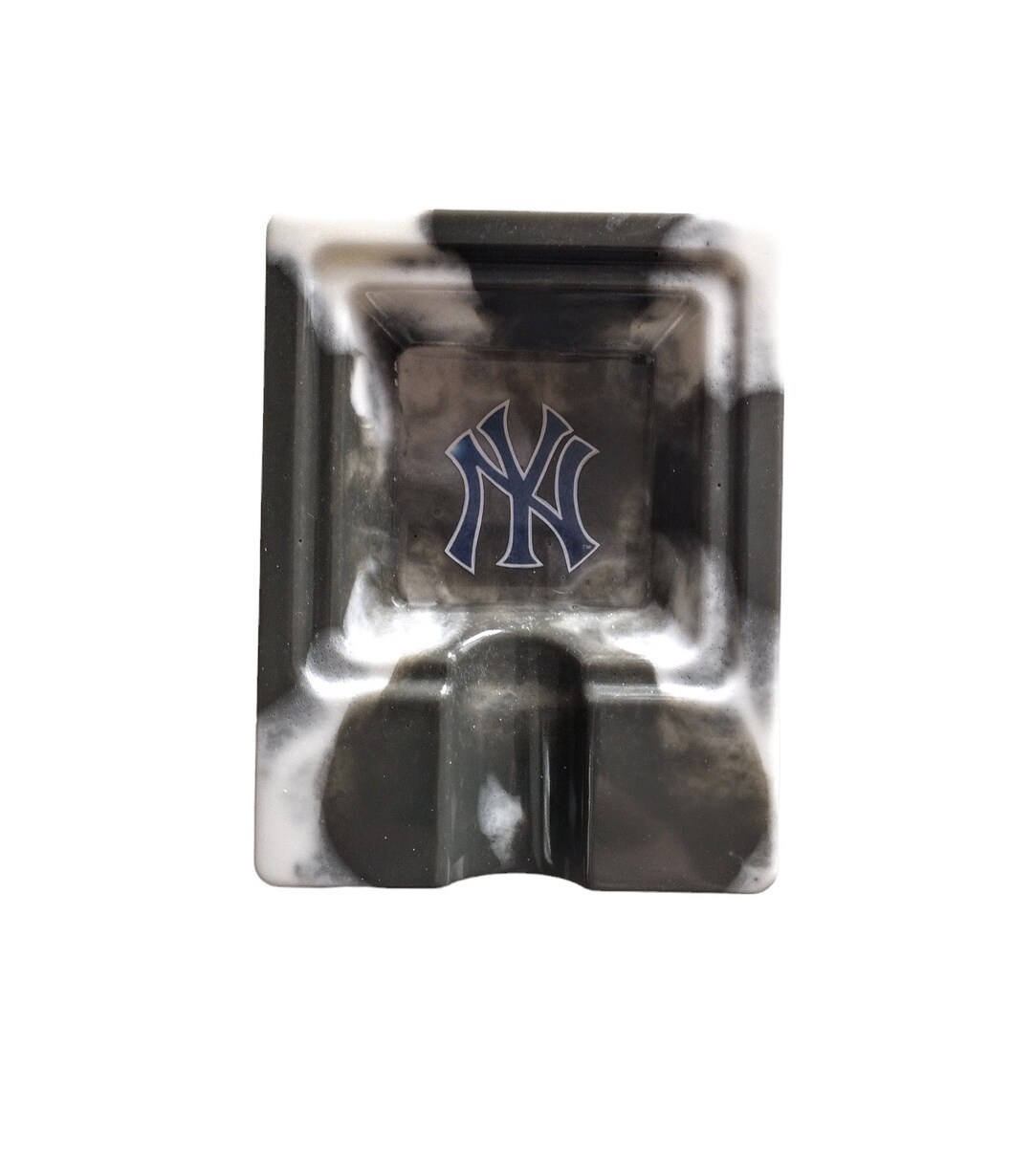 New York Yankees Cigar Ashtray/ Cigar Ashtrays/ New York - Etsy