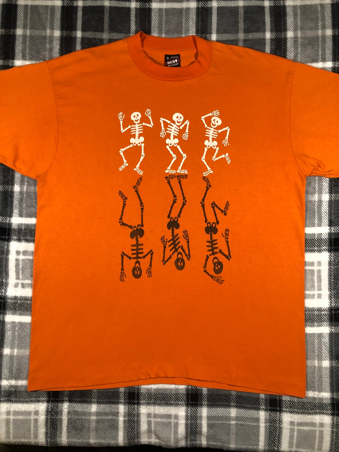 Vintage 90s Skeletons Dancing Spooky Creepy Halloween Horror Single