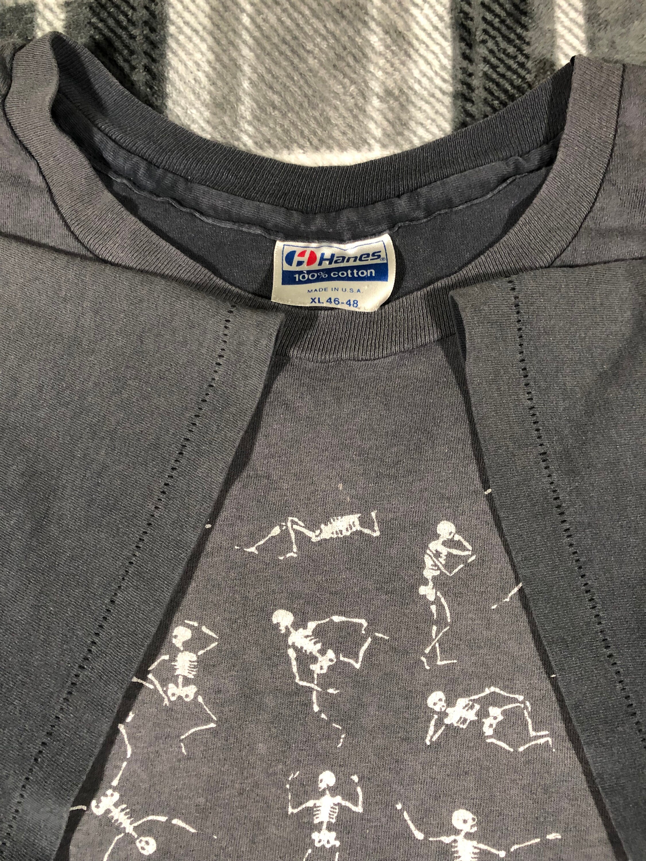 Skeletons Vintage 80s Horror Scary Halloween Punk Metal Rocker Classic ...