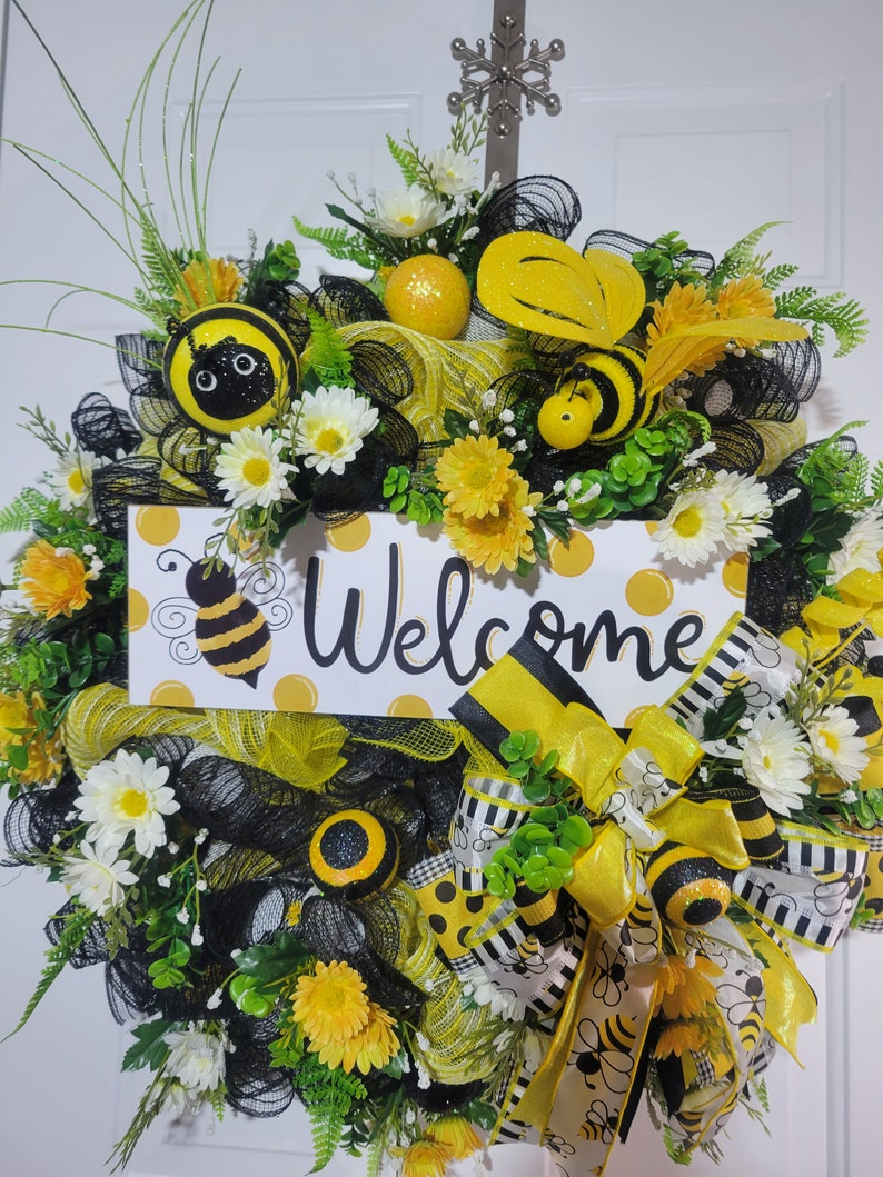 Bumble Bee Wreath, Queen Bee, Welcome Sign With Bee, Bee Ribbon, Floral ...