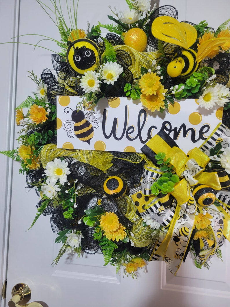 Bumble Bee Wreath, Queen Bee, Welcome Sign With Bee, Bee Ribbon, Floral ...