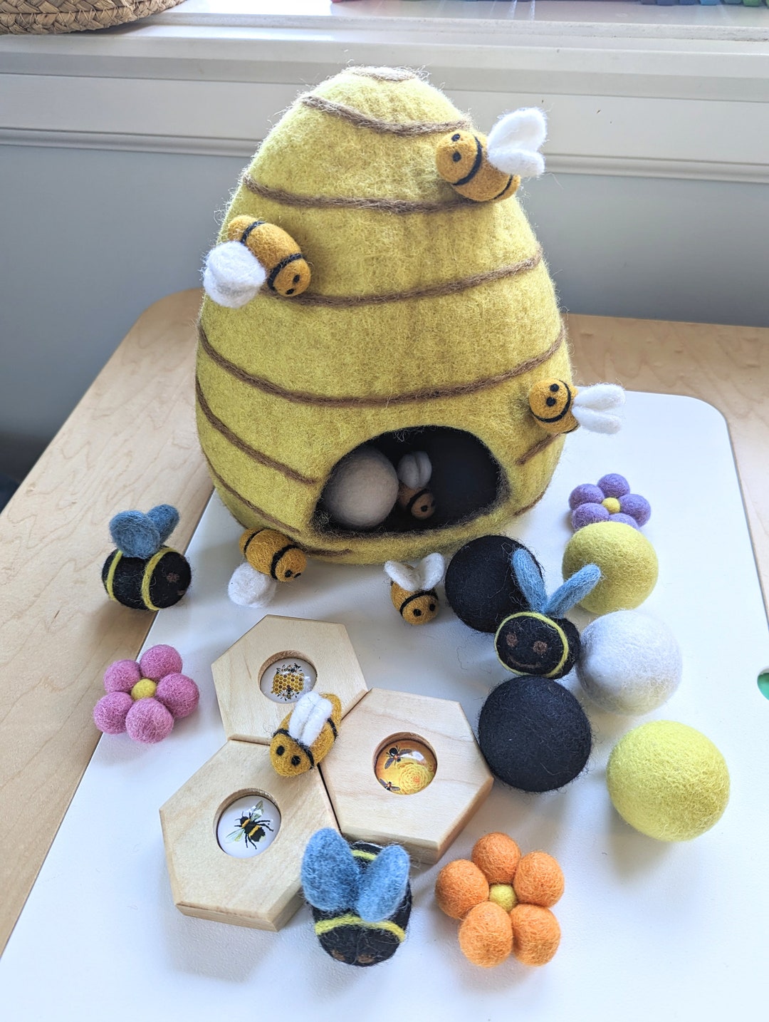 Felt Beehive Play House / Montessori Bee Unit Learning Resource / Bee ...